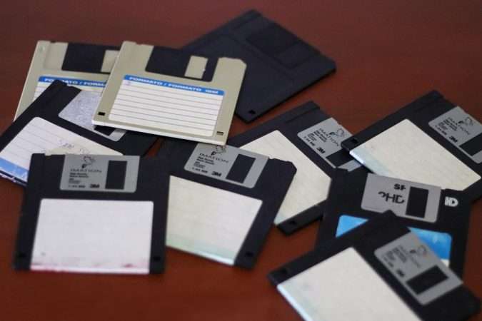 SATA Floppy Driver Image v9.3.0.296: Download & Use - Football Toast